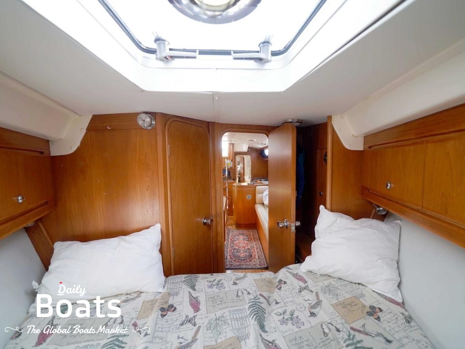 1993 Moody 38 Cc for sale. View price, photos and Buy 1993 Moody 38 Cc ...