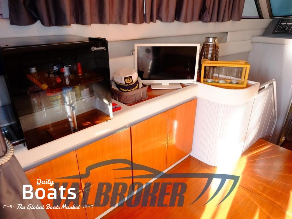 1991 Mochi Craft 40 Europa for sale. View price, photos and Buy 1991 ...