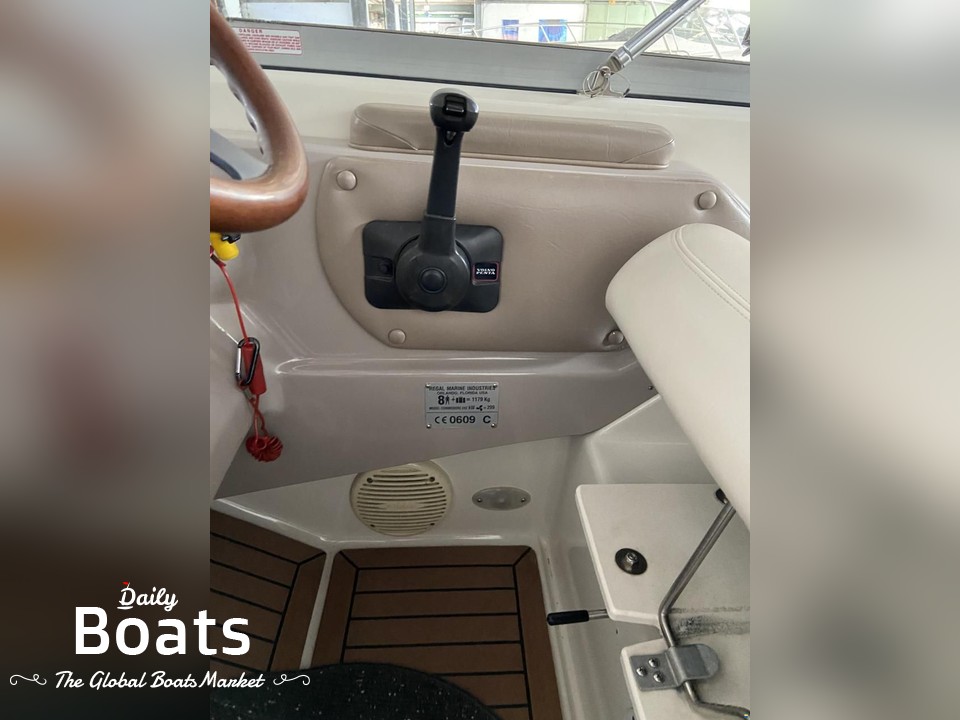 1999 Regal 242 Commodore for sale. View price, photos and Buy 1999 ...