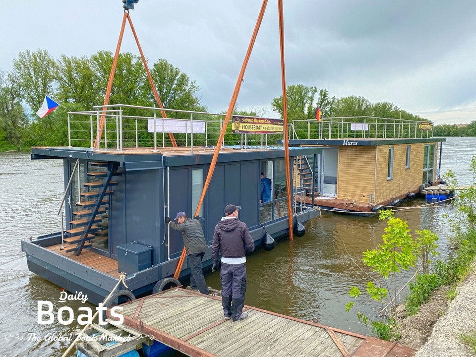 2022 Barkmet Fabricage Van Woonboot Pontons. Aluminium / Staal for sale ...