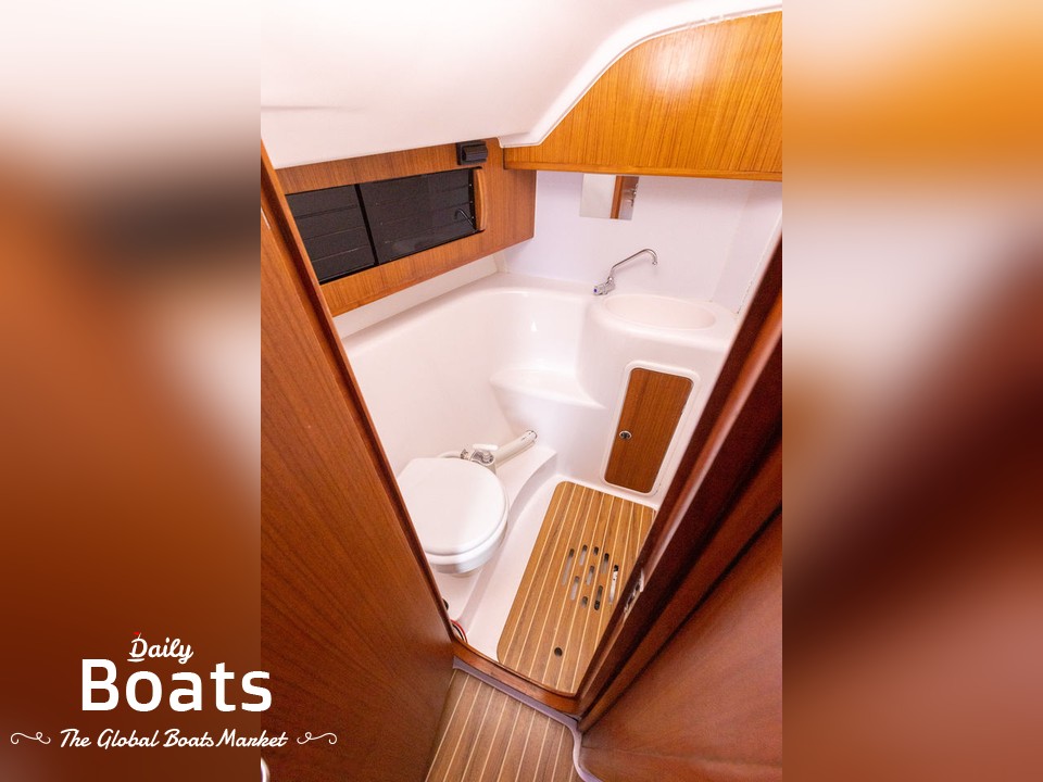 2008 SeaQuest Yachts 32 - Sj320 for sale. View price, photos and Buy ...