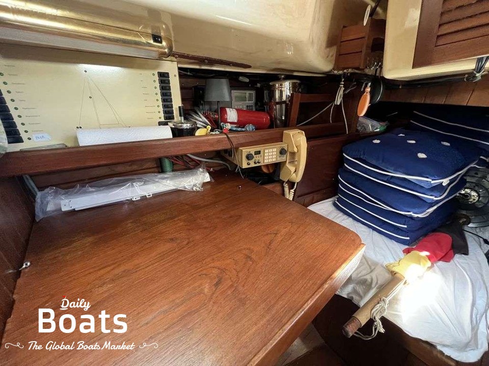 1972 Tyler Boat Company Deb 33 for sale. View price, photos and Buy ...