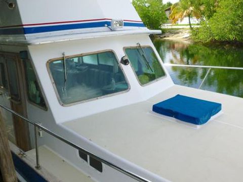 1982 Wellcraft 35 Californian Trawler for sale. View price, photos and ...
