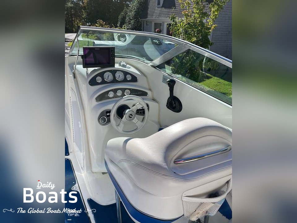 2001 Wellcraft Excalibur 26 for sale. View price, photos and Buy 2001 ...