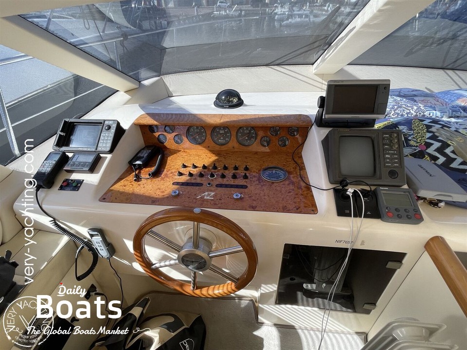 1994 Azimut 36 Fly for sale. View price, photos and Buy 1994 Azimut 36 ...