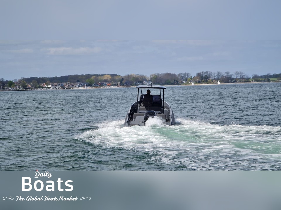 2023 Iron Boats 827 Mit 350 Ps for sale. View price, photos and Buy ...