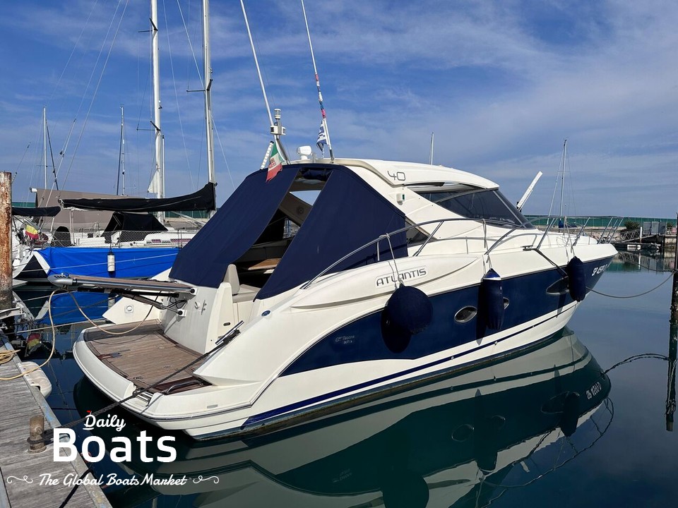 2010 Azimut Atlantis 40 Ht for sale. View price, photos and Buy 2010 ...
