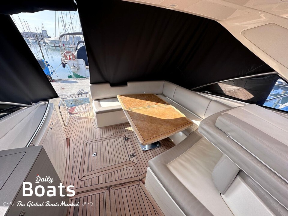 2010 Azimut Atlantis 40 Ht for sale. View price, photos and Buy 2010 ...