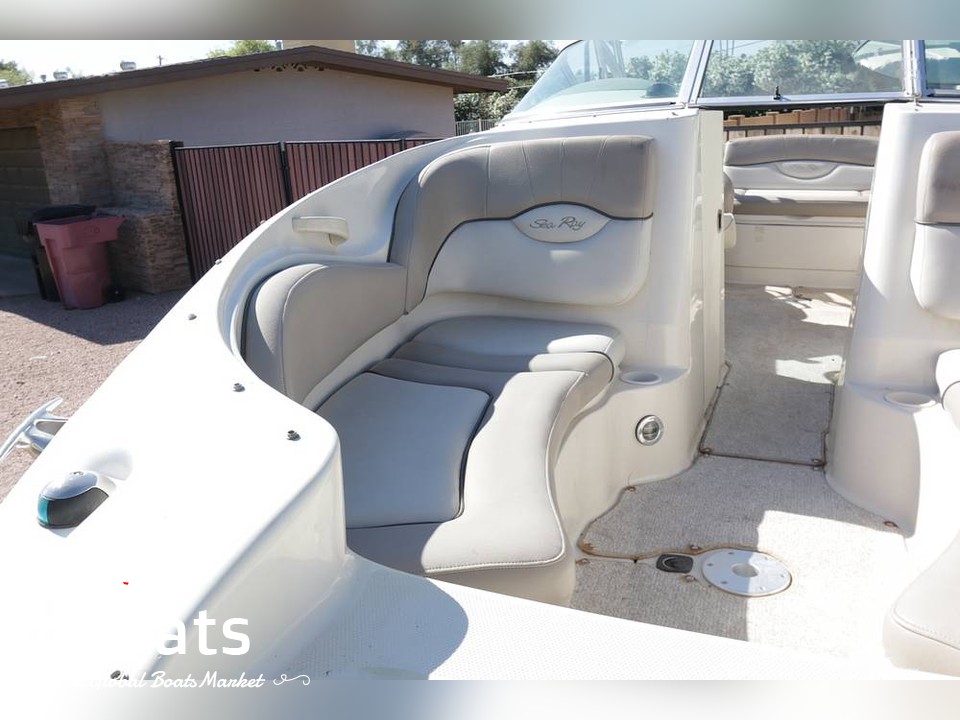 2002 Sea Ray 220 Sun Deck for sale. View price, photos and Buy 2002 Sea ...