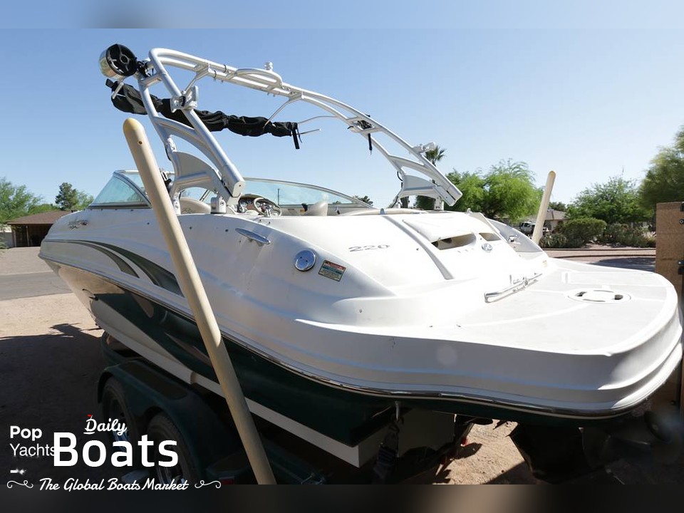 2002 Sea Ray 220 Sun Deck for sale. View price, photos and Buy 2002 Sea ...
