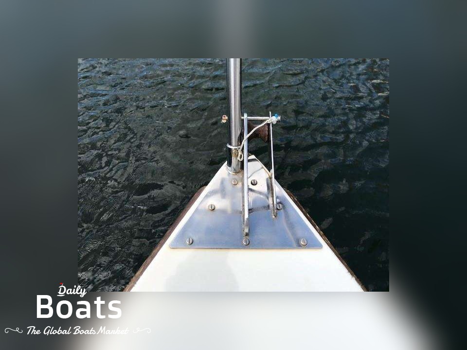 1985 Newbridge Boats Virgo Voyager for sale. View price, photos and Buy ...