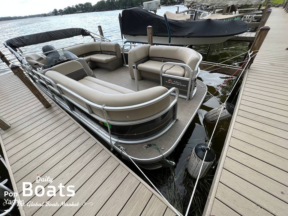 2022 Sun Tracker Party-Barge 18 Dlx for sale. View price, photos and ...