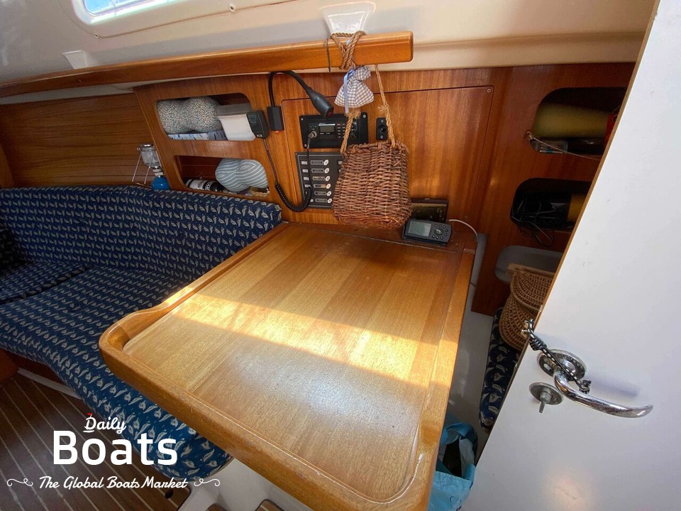 1998 Dufour 30 Classic for sale. View price, photos and Buy 1998 Dufour ...