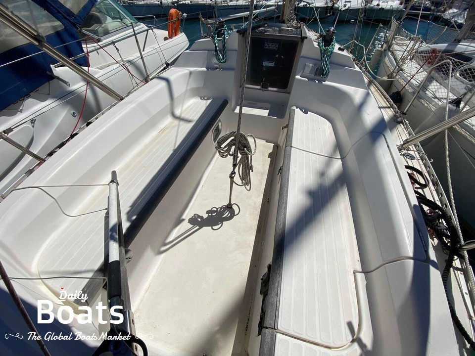 1998 Dufour 30 Classic for sale. View price, photos and Buy 1998 Dufour ...