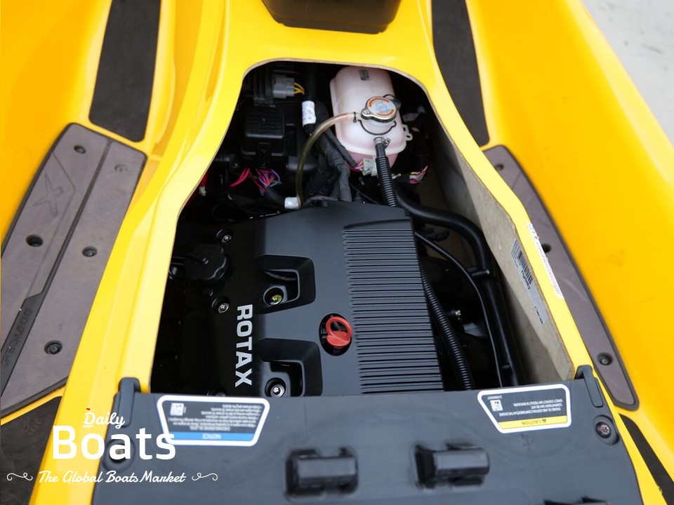 2021 Sea-Doo Rxp-X Rs 300 Cv for sale. View price, photos and Buy 2021 ...