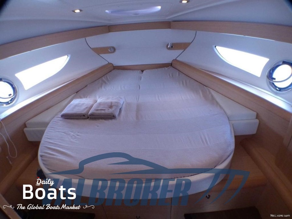 2012 Bénéteau Flyer Gran Turismo 38 for sale. View price, photos and ...