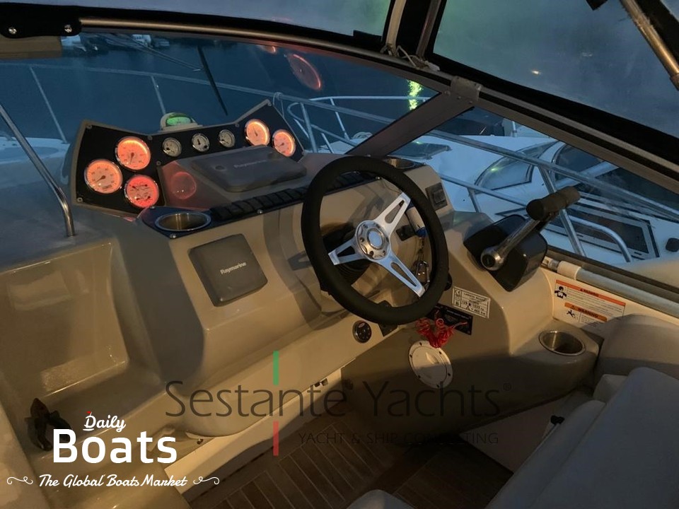 2008 Larson Cabrio 330 for sale. View price, photos and Buy 2008 Larson ...