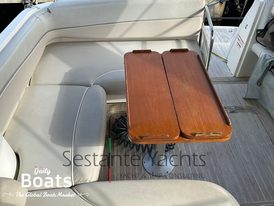 2008 Larson Cabrio 330 for sale. View price, photos and Buy 2008 Larson ...