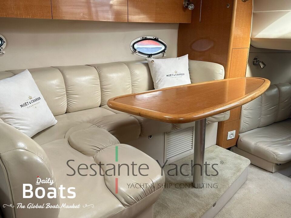 2008 Larson Cabrio 330 for sale. View price, photos and Buy 2008 Larson ...