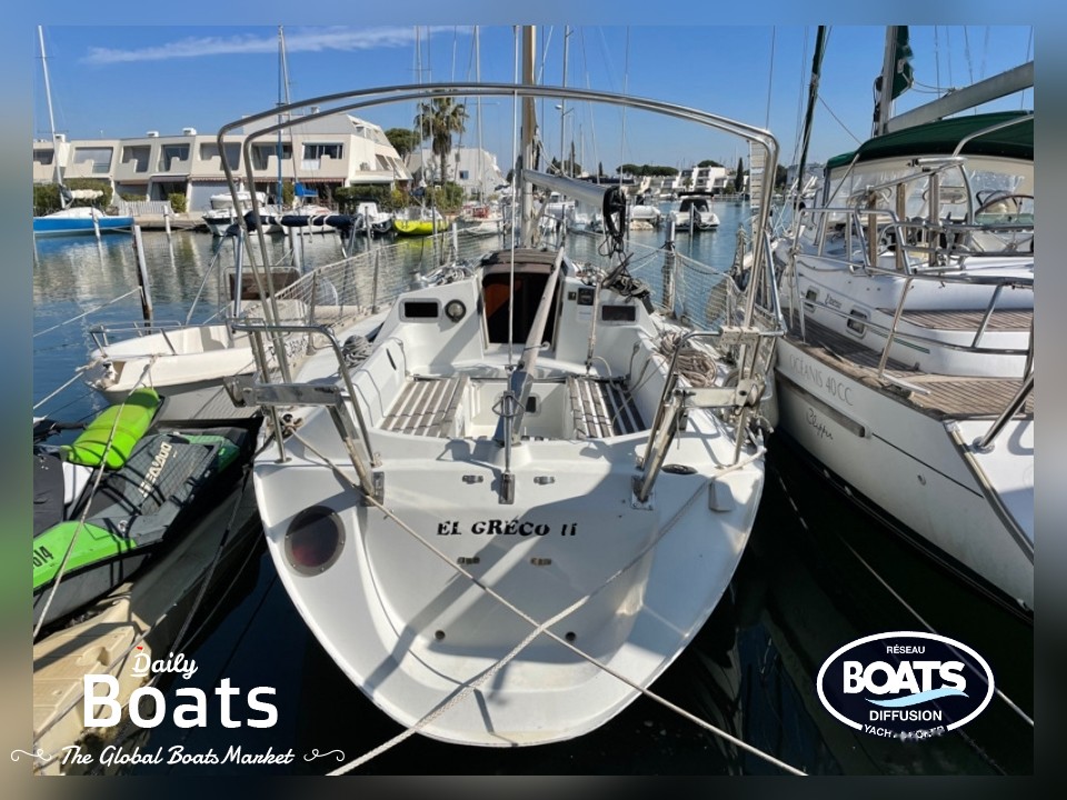 1985 Bénéteau First 305 Admiral (Gte) for sale. View price, photos and Buy 1985 Bénéteau First ...