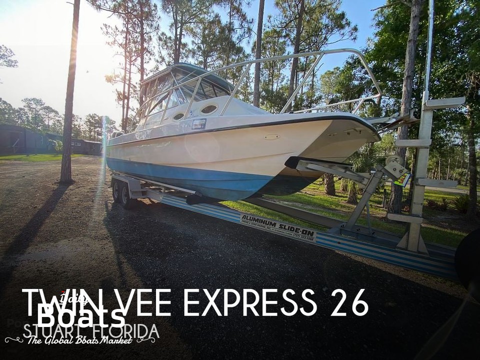 2007 Twin Vee Express 26 for sale. View price, photos and Buy 2007 Twin ...