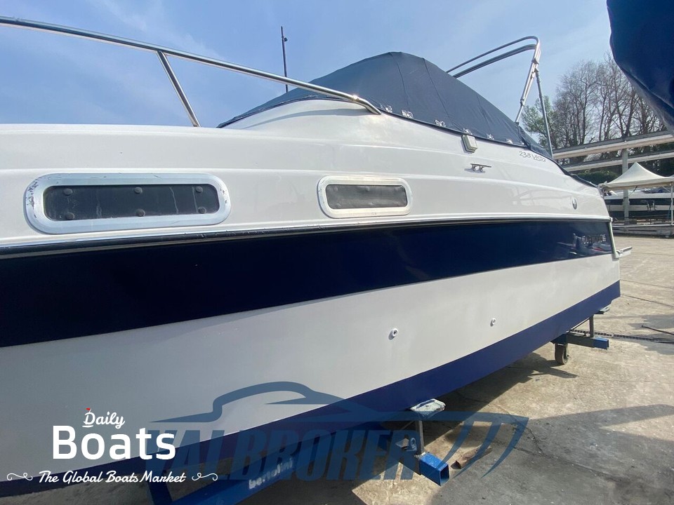 1999 Four Winns Vista 238 for sale. View price, photos and Buy 1999 ...