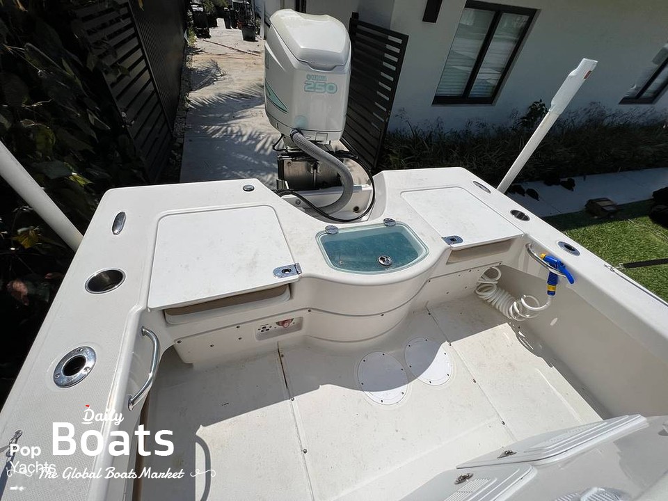 2005 Everglades 223 Cc for sale. View price, photos and Buy 2005 ...