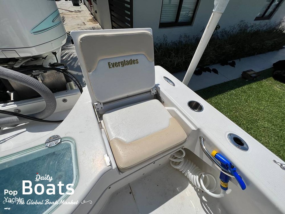 2005 Everglades 223 Cc for sale. View price, photos and Buy 2005 ...