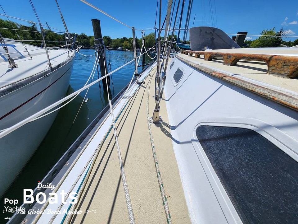 1977 Islander Yachts 32 Mkii for sale. View price, photos and Buy 1977 ...