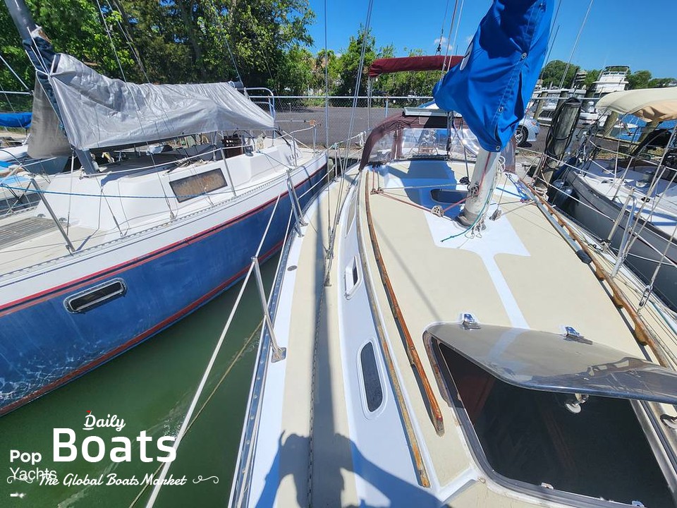 1977 Islander Yachts 32 Mkii for sale. View price, photos and Buy 1977 ...