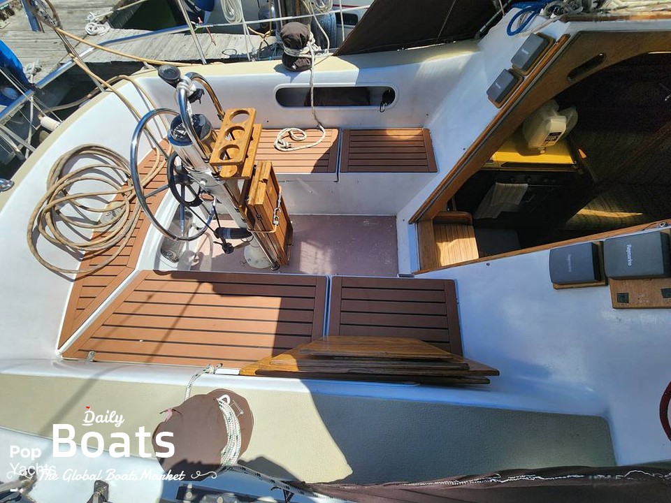 1977 Islander Yachts 32 Mkii for sale. View price, photos and Buy 1977 ...
