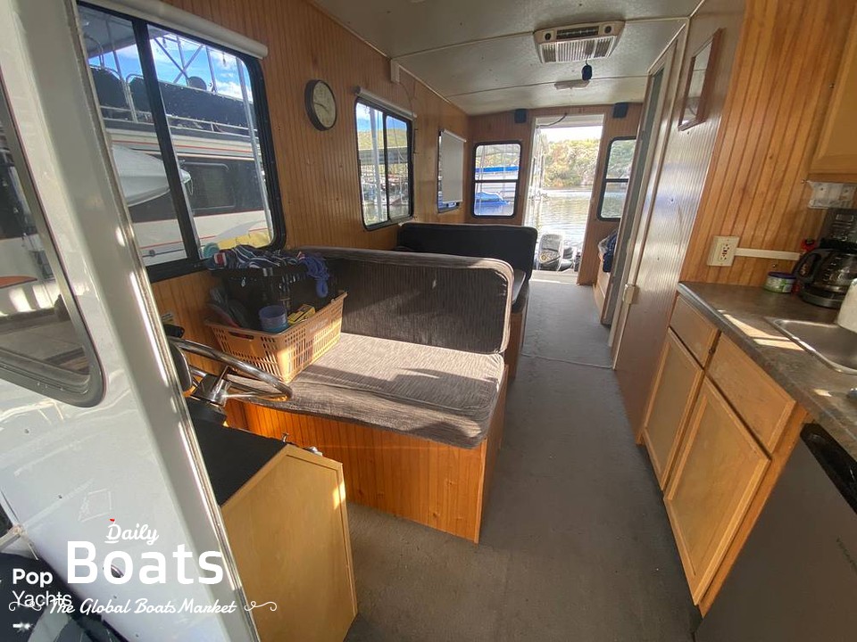2003 Party Camper 32 for sale. View price, photos and Buy 2003 Party ...
