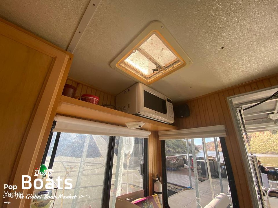 2003 Party Camper 32 for sale. View price, photos and Buy 2003 Party ...