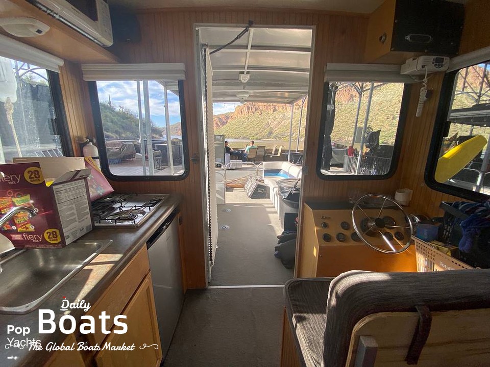 2003 Party Camper 32 for sale. View price, photos and Buy 2003 Party ...