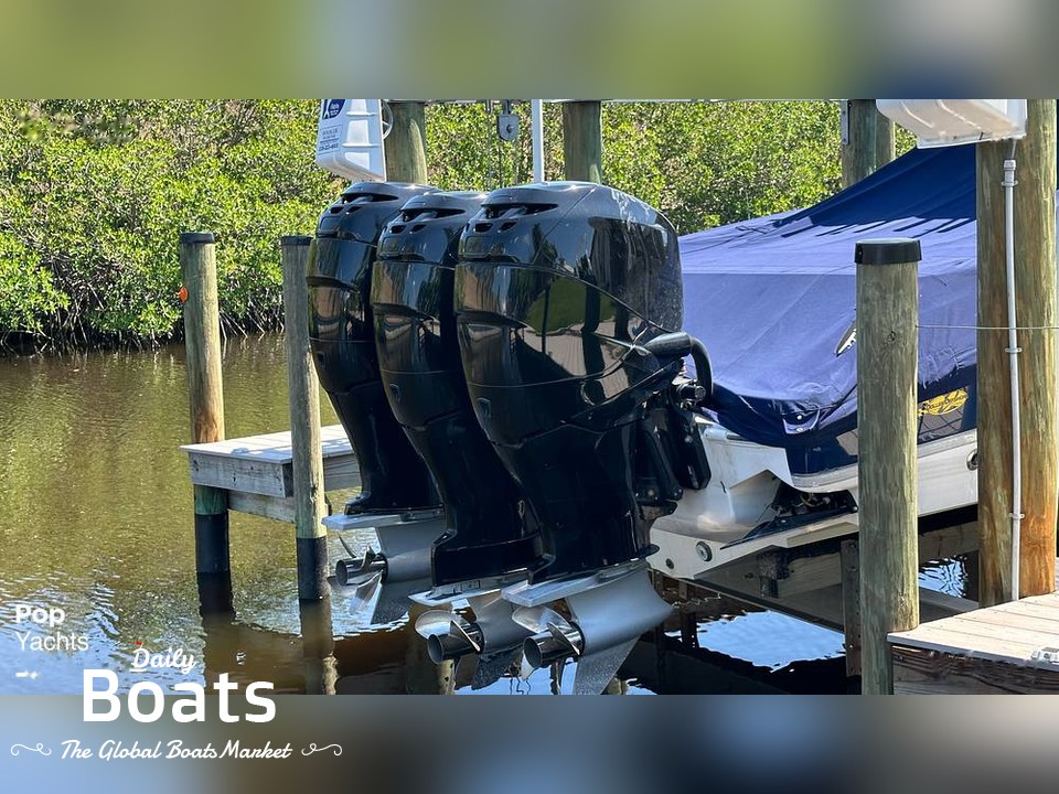 2005 Wellcraft 35 Ccf for sale. View price, photos and Buy 2005 ...