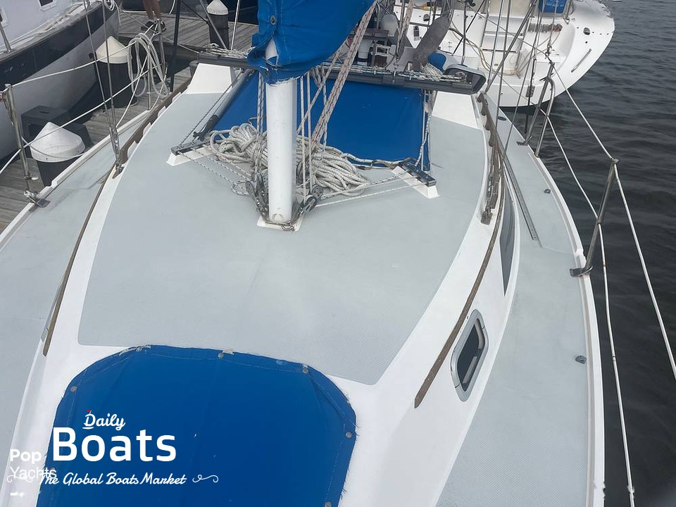 1990 Catalina 28 for sale. View price, photos and Buy 1990 Catalina 28 ...