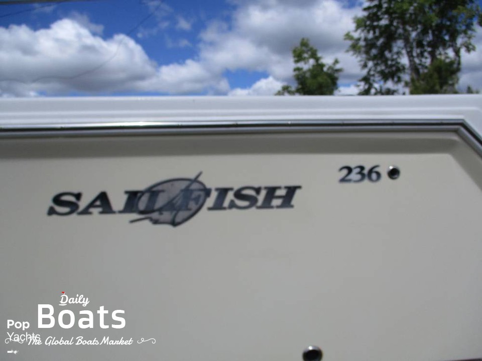 2004 Sailfish 236 Cc for sale. View price, photos and Buy 2004 Sailfish ...