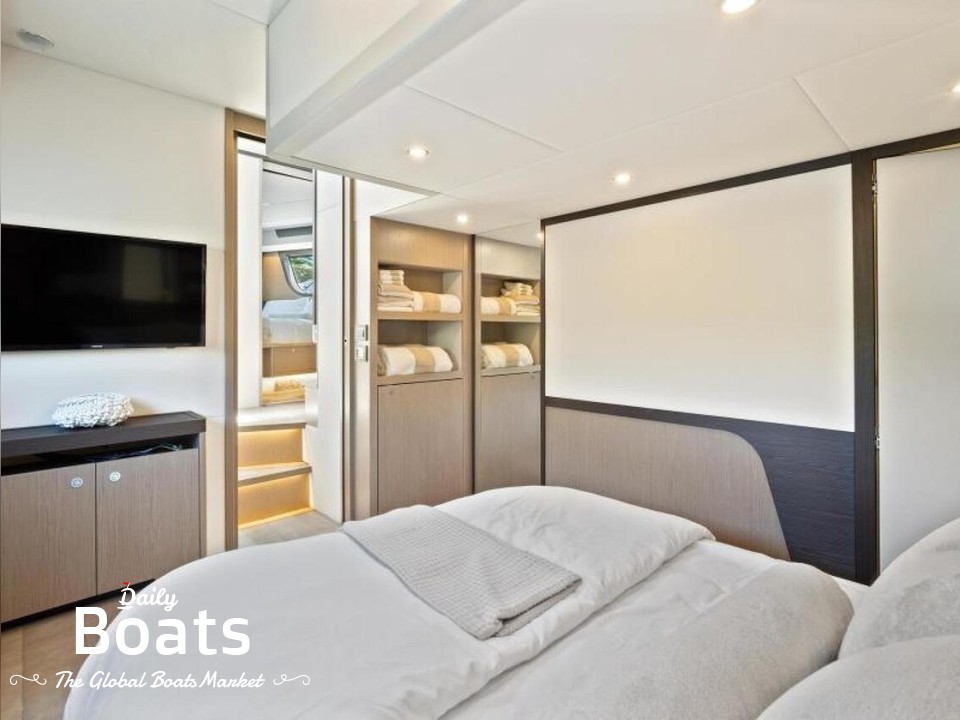 2022 Absolute Yachts 48 Coupe for sale. View price, photos and Buy 2022 ...