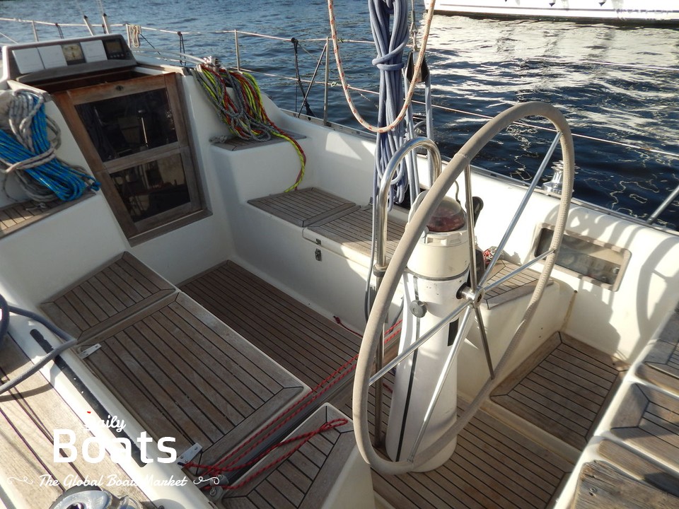 1994 CR Yachts Cb 370 for sale. View price, photos and Buy 1994 CR ...