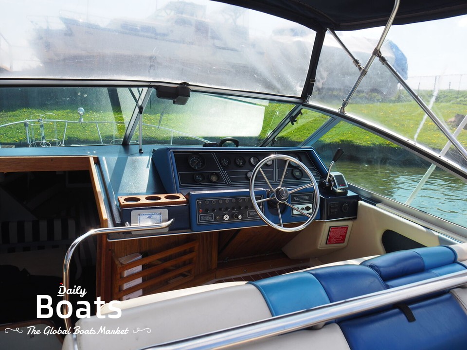 1988 Sea Ray 268 Sundancer for sale. View price, photos and Buy 1988 ...