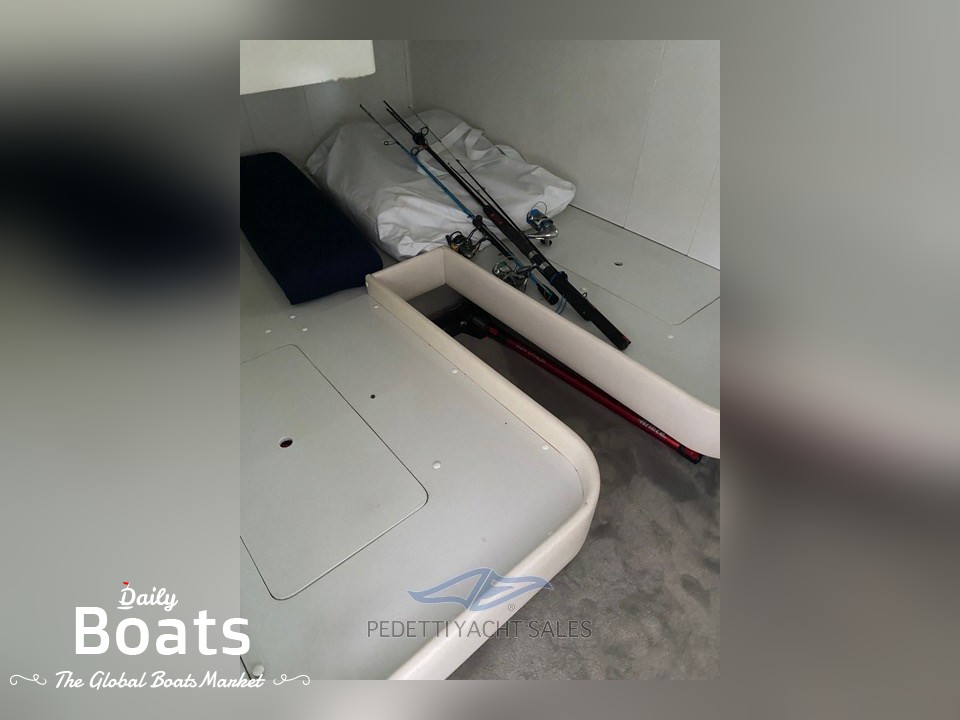 1995 Mochi Craft 33 Open for sale. View price, photos and Buy 1995 ...