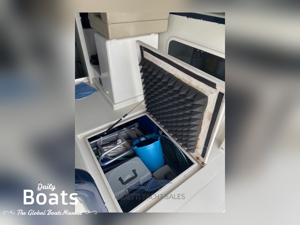 1995 Mochi Craft 33 Open for sale. View price, photos and Buy 1995 ...