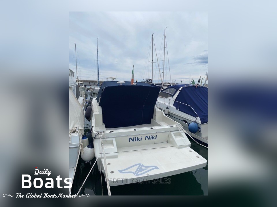 1995 Mochi Craft 33 Open на продажу. Посмотреть цену, фотографии и ...