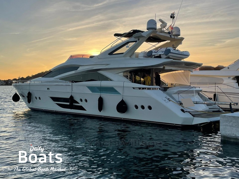 2009 Dominator Yachts 780S for sale. View price, photos and Buy 2009 ...