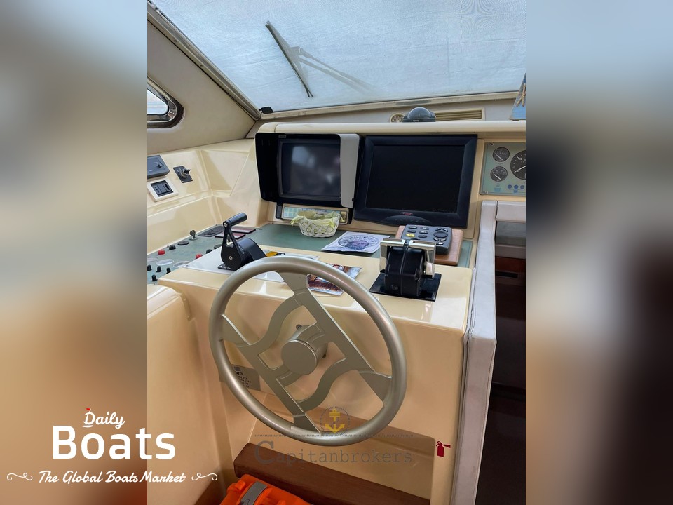 1993 Ferretti 54 for sale. View price, photos and Buy 1993 Ferretti 54 ...