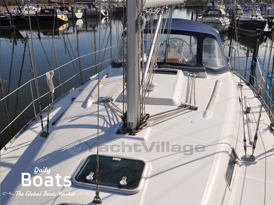2000 Beneteau Oceanis 361 for sale. View price, photos and Buy 2000 ...