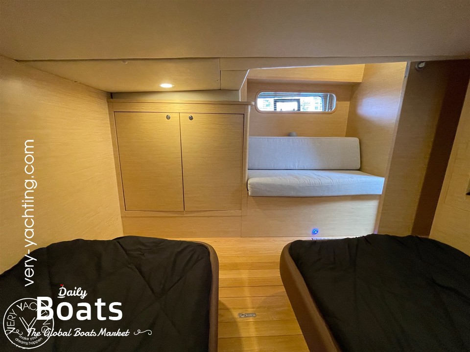 2012 Wayachts Wake 40 for sale. View price, photos and Buy 2012 ...