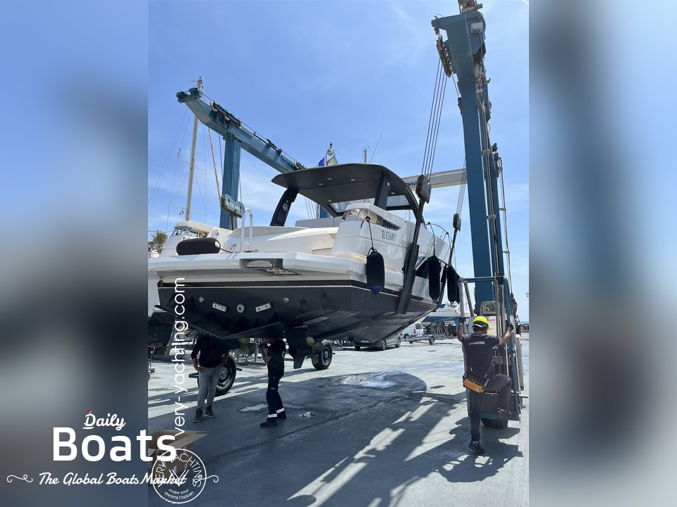 2012 Wayachts Wake 40 for sale. View price, photos and Buy 2012 ...