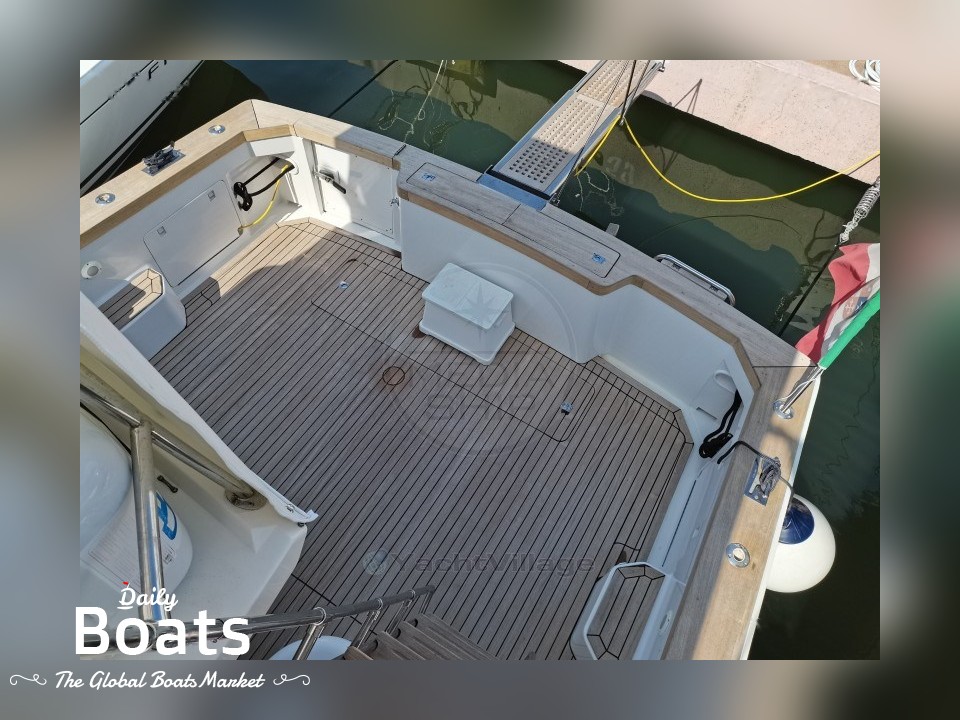 1997 Bertram Yachts 36 Convertible for sale. View price, photos and Buy ...