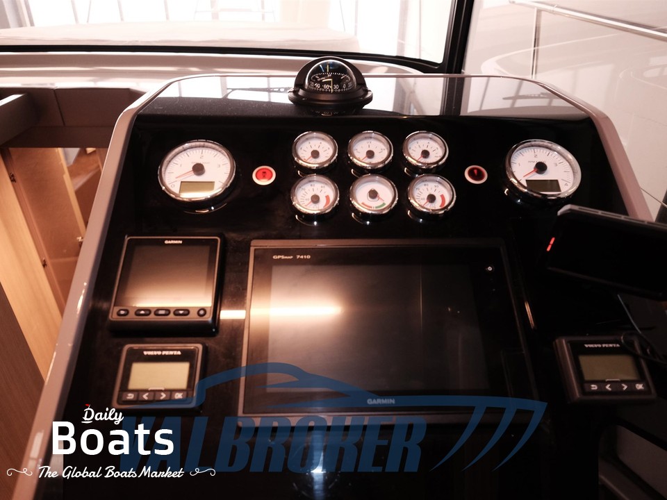 2018 Cranchi T36 for sale. View price, photos and Buy 2018 Cranchi T36 ...